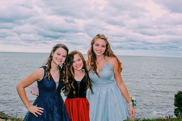 Creative Three Besties Group Name Ideas to Celebrate Your Trio Friendship